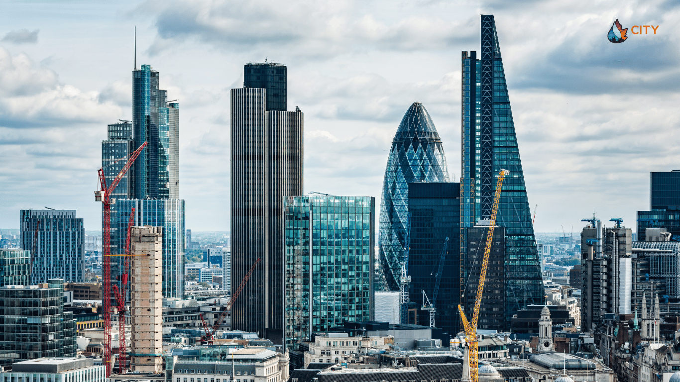 10 Reasons Why You Should Live in London - City Guttering